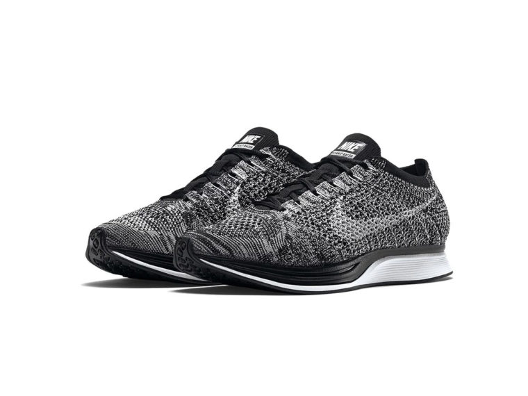 Restock : Nike Flyknit Racer Oreo - WAVE®