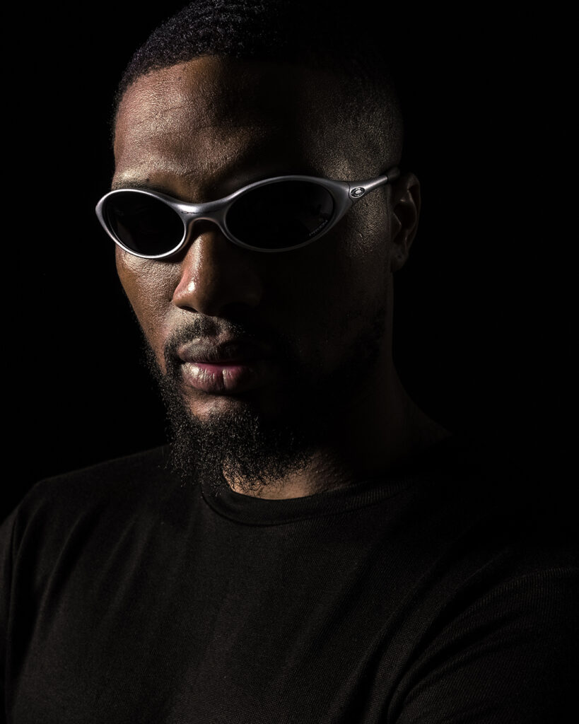 Rencontre avec Nick Garfias, VP du Design de Oakley - WAVE®