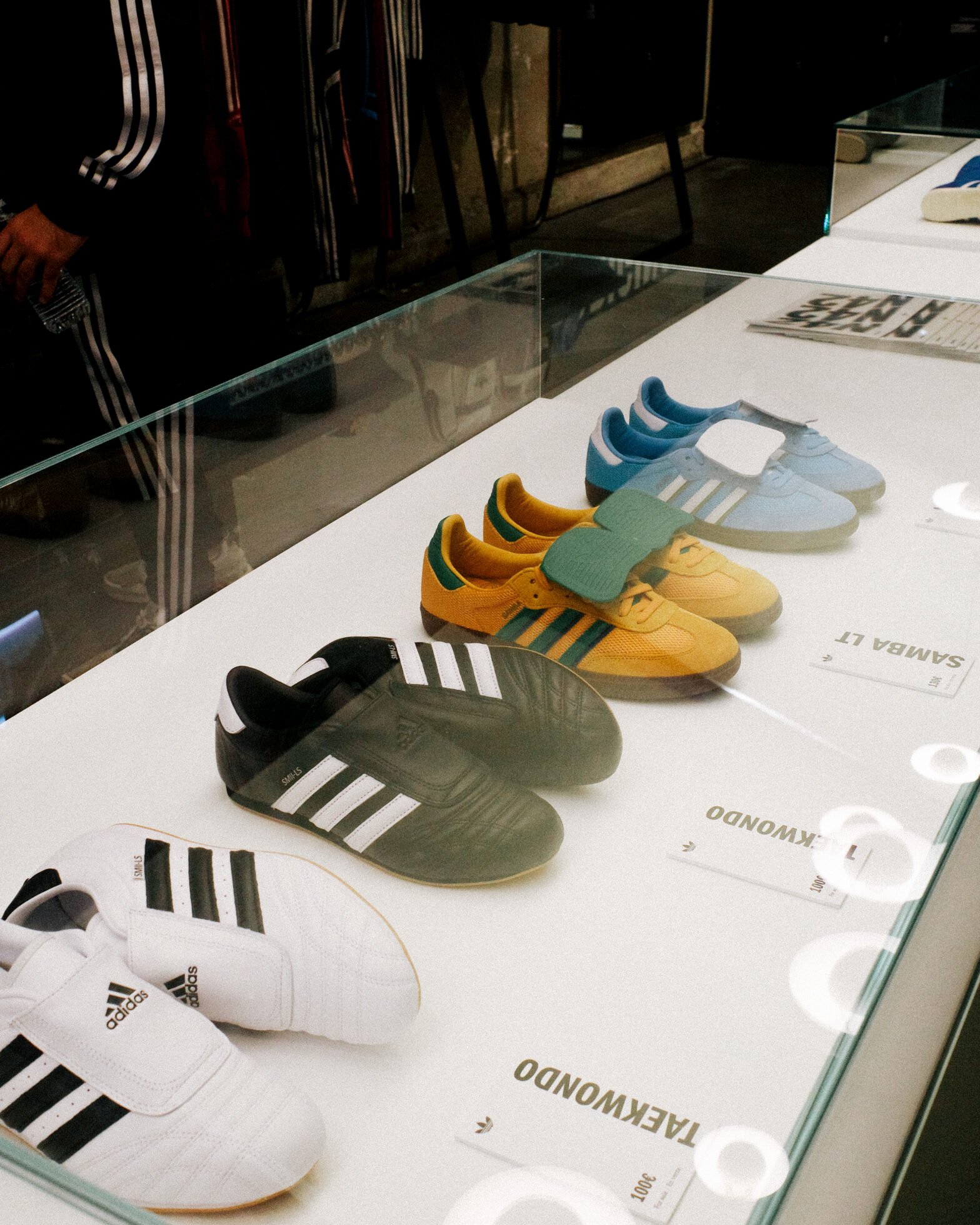 adidas Originals ouvre n°42, un pop-up de produits de seconde main - WAVE®